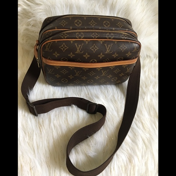 Louis Vuitton | Bags | Authentic Louis Vuitton Crossbody Bag | Poshmark